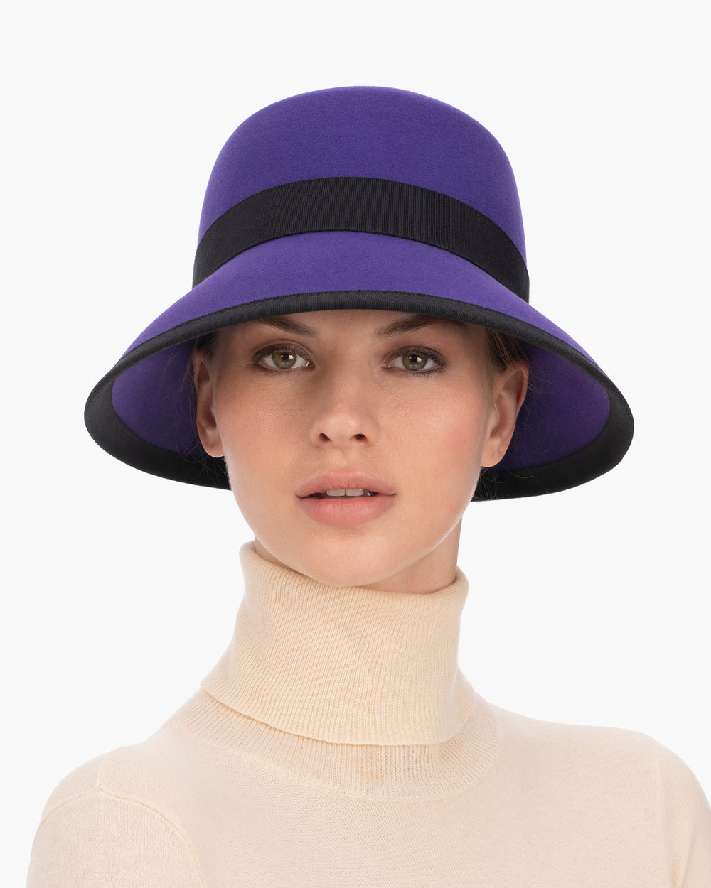 Lilly Cloche I Hand-Blocked Superfelt Hat | Red/Black | Eric Javits