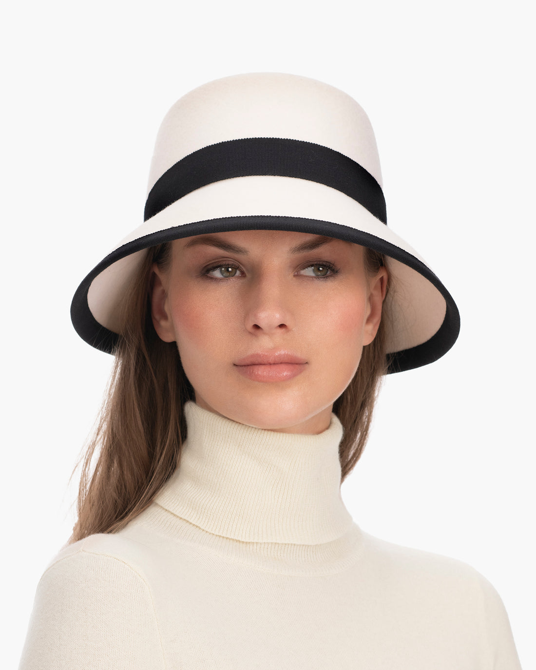 Lilly Cloche I Hand-Blocked Superfelt Hat | Red/Black | Eric Javits