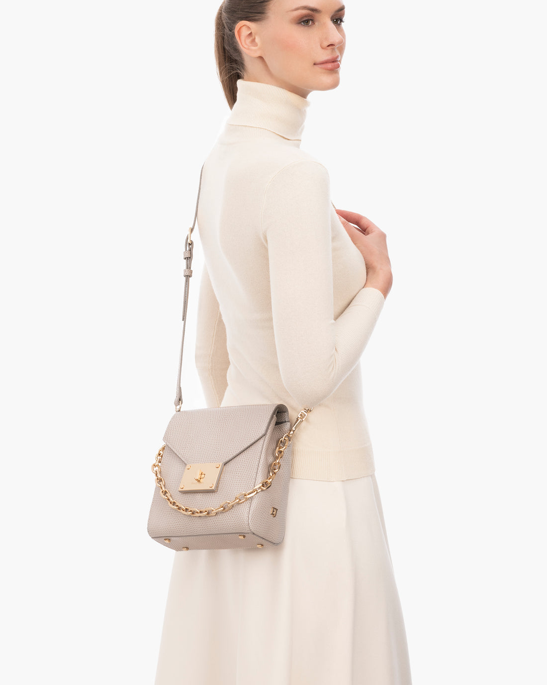 Livia Leather Bag I Gold-Tone Crossbody | Moonbeam | Eric Javits