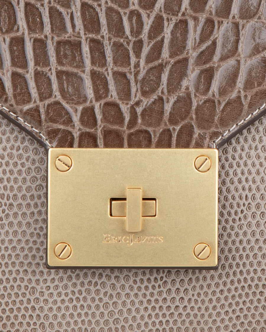 Livia Leather Bag I Gold-Tone Crossbody | Moonbeam | Eric Javits